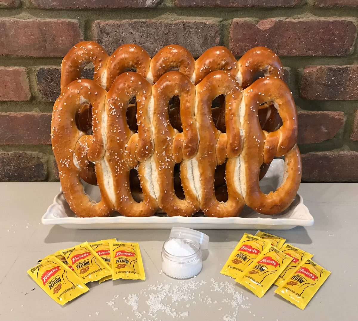 The Classic 10 Pack Philly Soft Pretzels Gift Box – Softpretzelsexpress.com